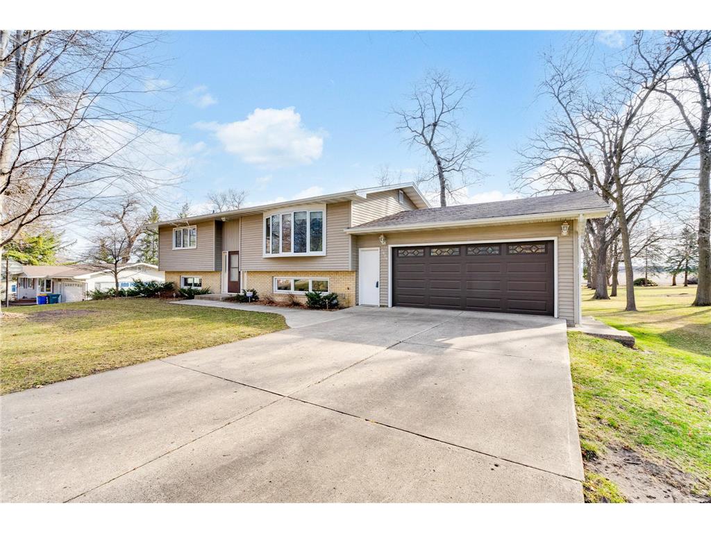 1625 Woodcrest Avenue, Owatonna, MN, 55060 | MLS: 6504844 | Edina Realty