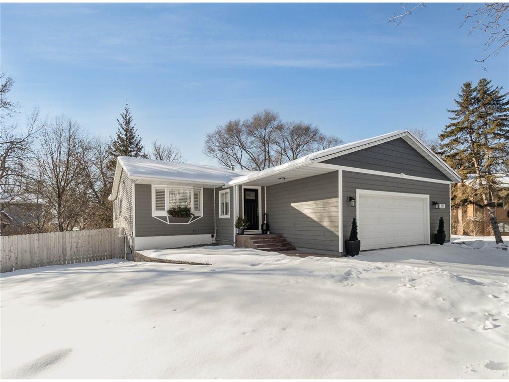 16281 Westgate Lane, Eden Prairie, MN, 55344 | MLS: 6319738 | Edina Realty