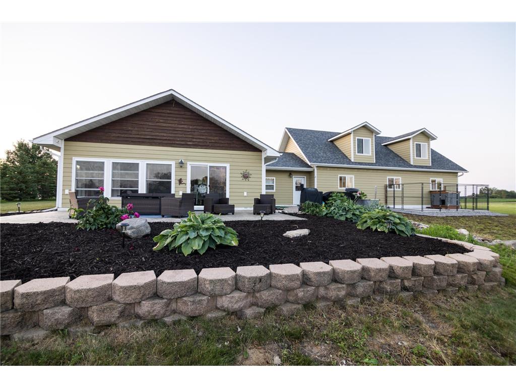 163 N Shore Drive, Underwood, MN, 56586 | MLS: 6743804 | Edina Realty