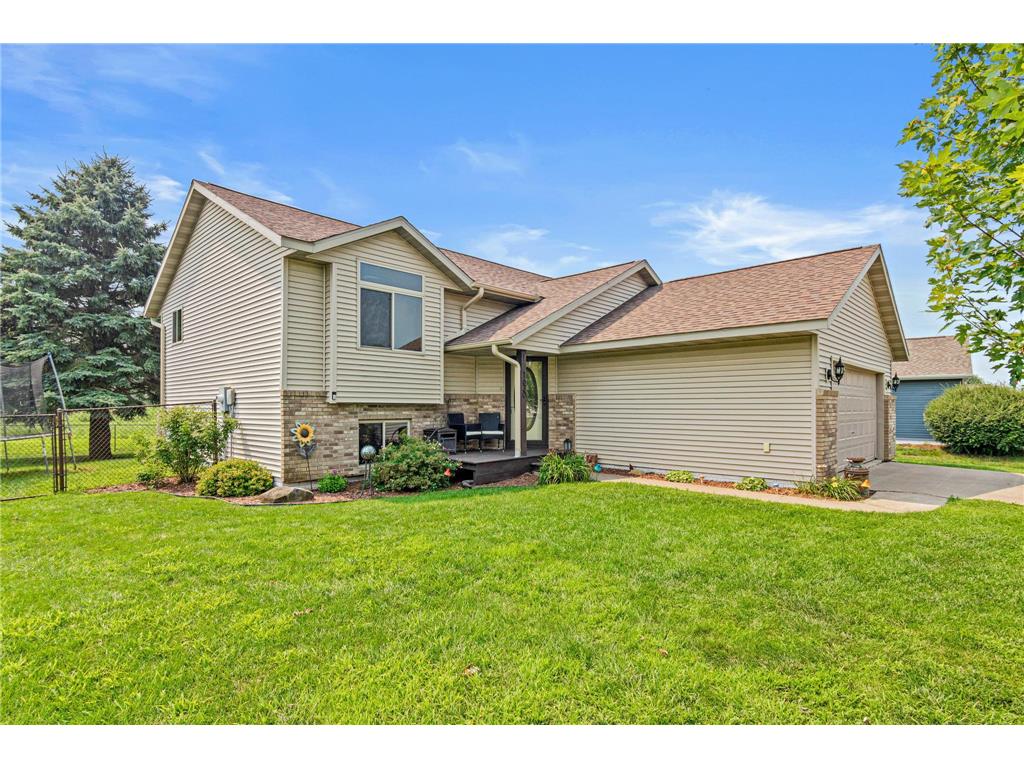 1630 Amsterdam Street, Baldwin, WI, 54002 | MLS: 6764482 | Edina Realty