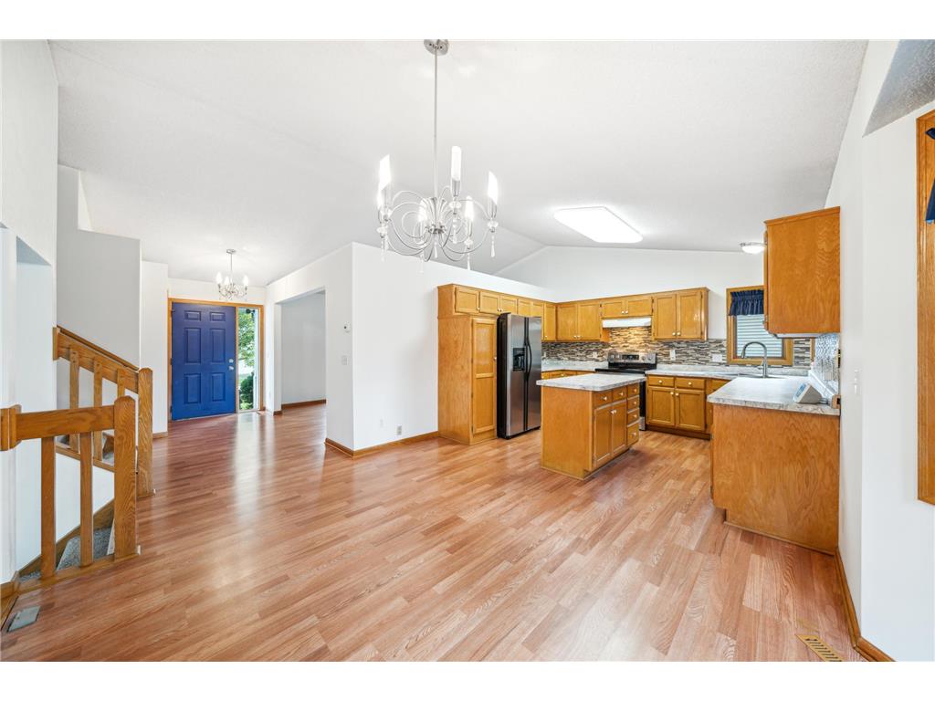 16341 Grenoble Avenue, Lakeville, MN, 55044 | MLS: 6628135 | Edina Realty