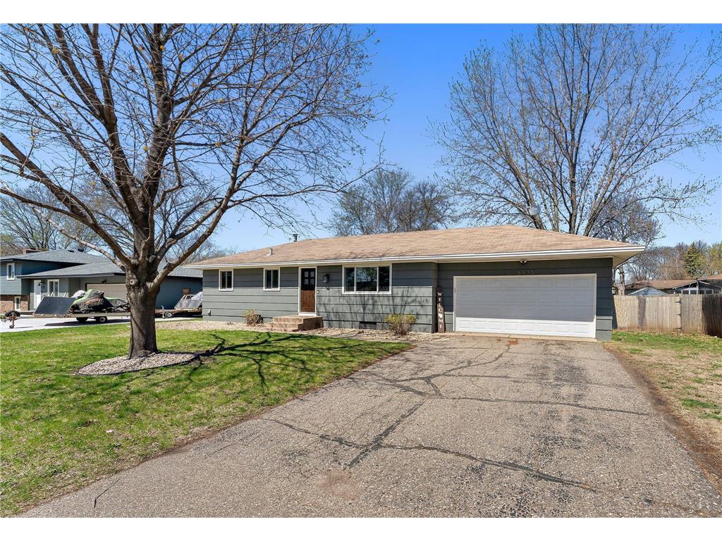 16473 Flagstaff Way W, Lakeville, MN, 55068 | MLS: 6711606 | Edina Realty