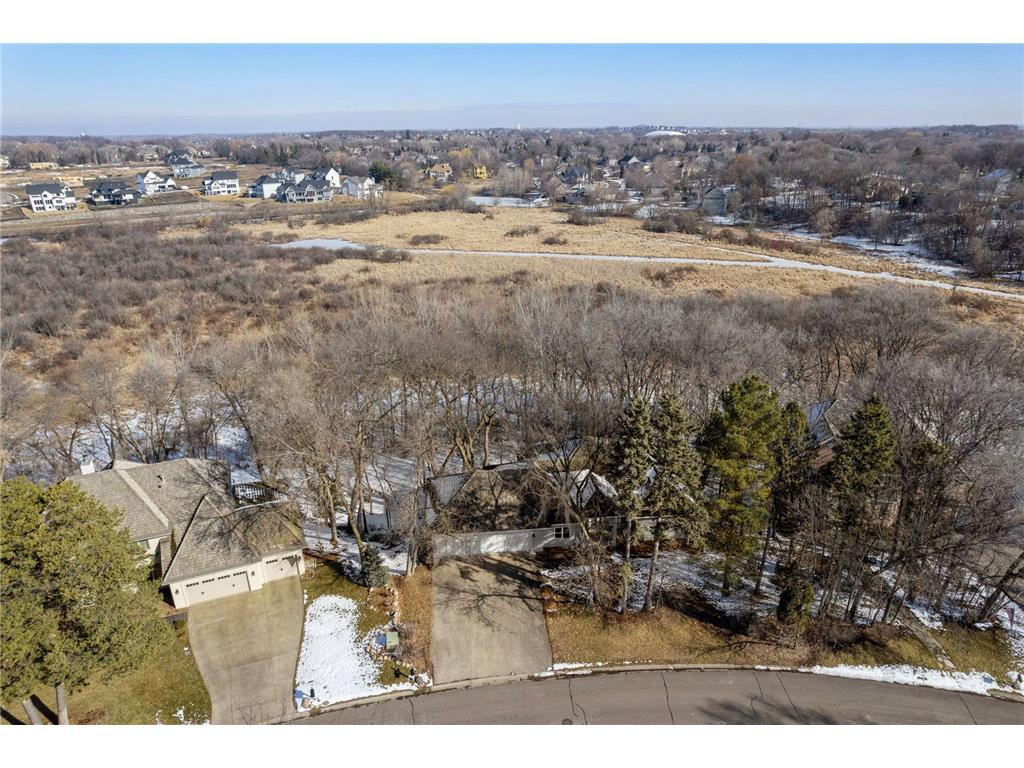 16490 45th Avenue N, Plymouth, MN, 55446 | MLS: 6491792 | Edina Realty