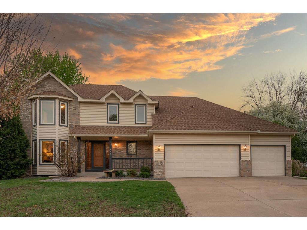 165 Cottonwood Drive, Vadnais Heights, MN, 55127 | MLS: 6713818 | Edina Realty