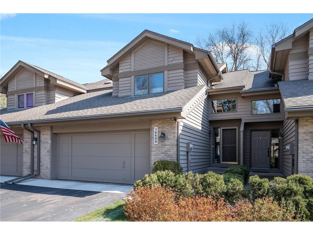 16508 Ellerdale Lane, Eden Prairie, MN, 55346 | MLS: 6507103 | Edina Realty