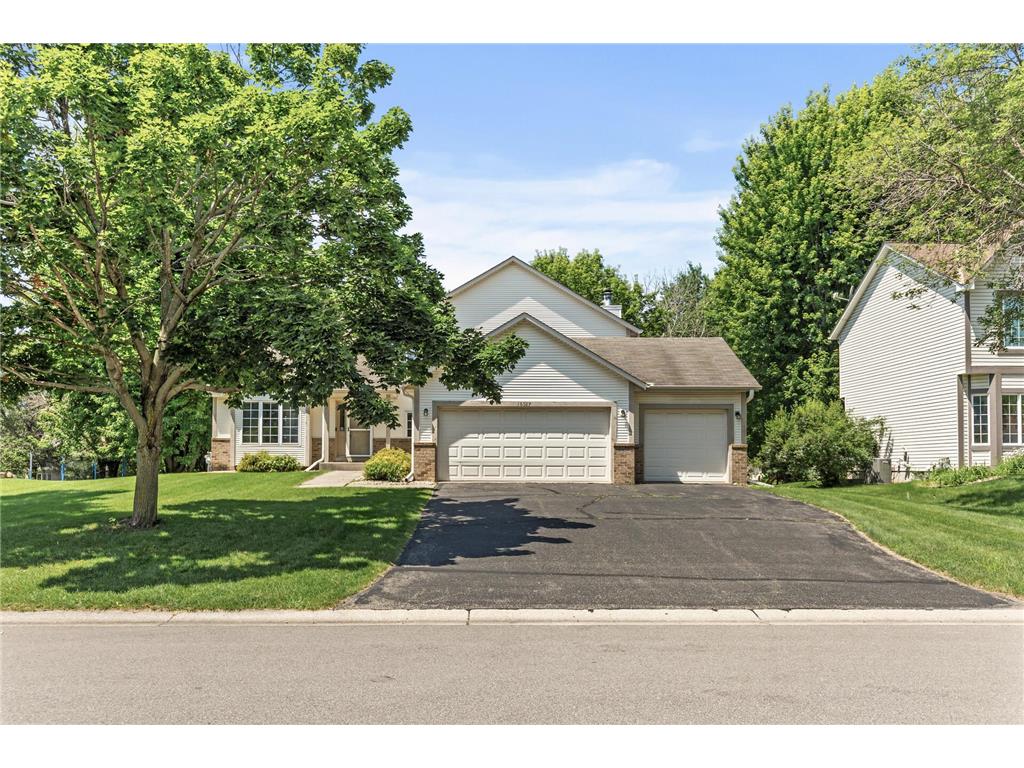 16587 Hudson Avenue, Lakeville, MN, 55044 | MLS: 6743821 | Edina Realty