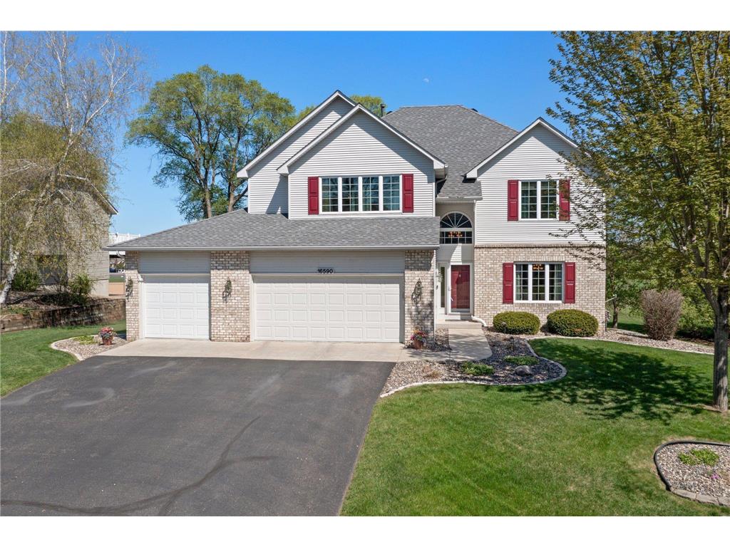 16590 Horizon Avenue, Lakeville, MN, 55044 | MLS: 6682344 | Edina Realty