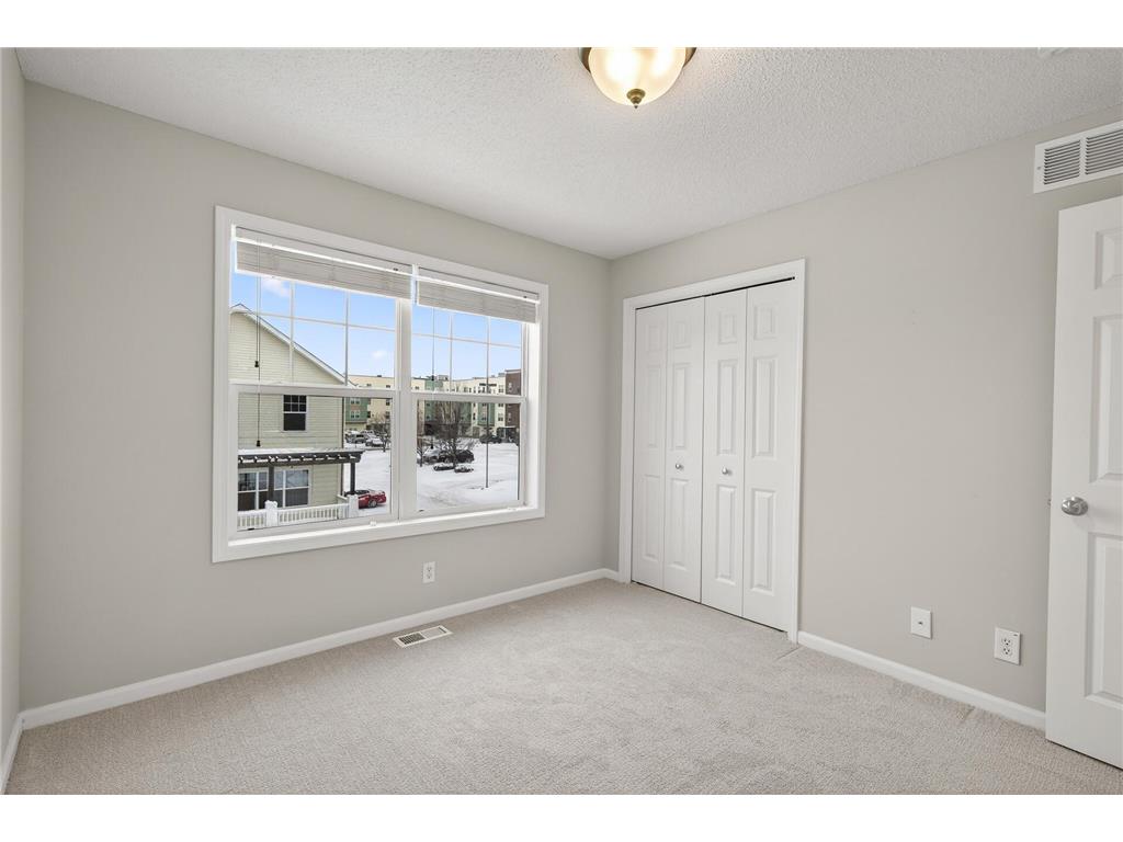 1667 Arona Street #8, Falcon Heights, MN, 55108 | MLS: 6822519 | Edina ...