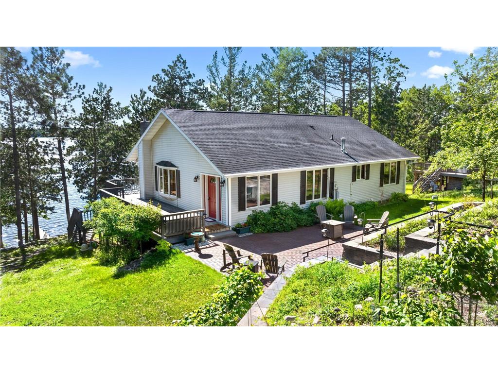 16789 S Eagle Point Road, Wascott, WI, 54859 | MLS: 6521016 | Edina Realty