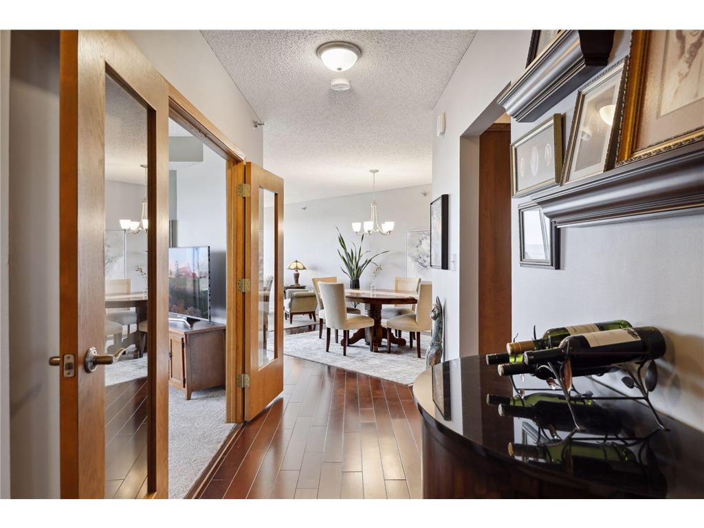 168 6th Street E #3504, Saint Paul, MN, 55101 | MLS: 6549960 | Edina Realty