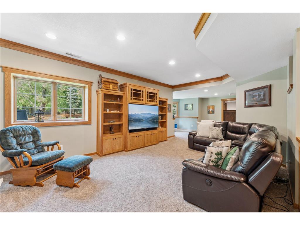 1681 Hunters Trail, Centerville, MN, 55038 | MLS: 6680230 | Edina Realty