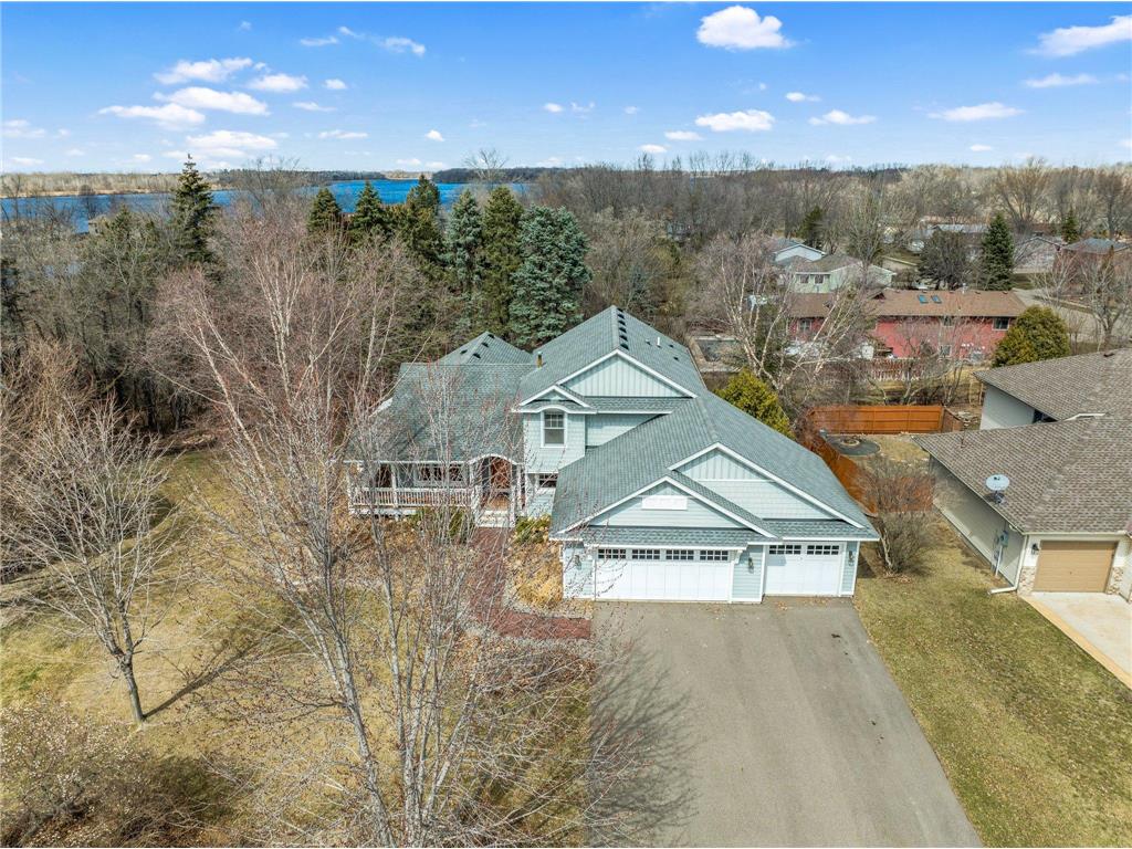 1686 Lakeland Circle, Centerville, MN, 55038 | MLS: 6511073 | Edina Realty