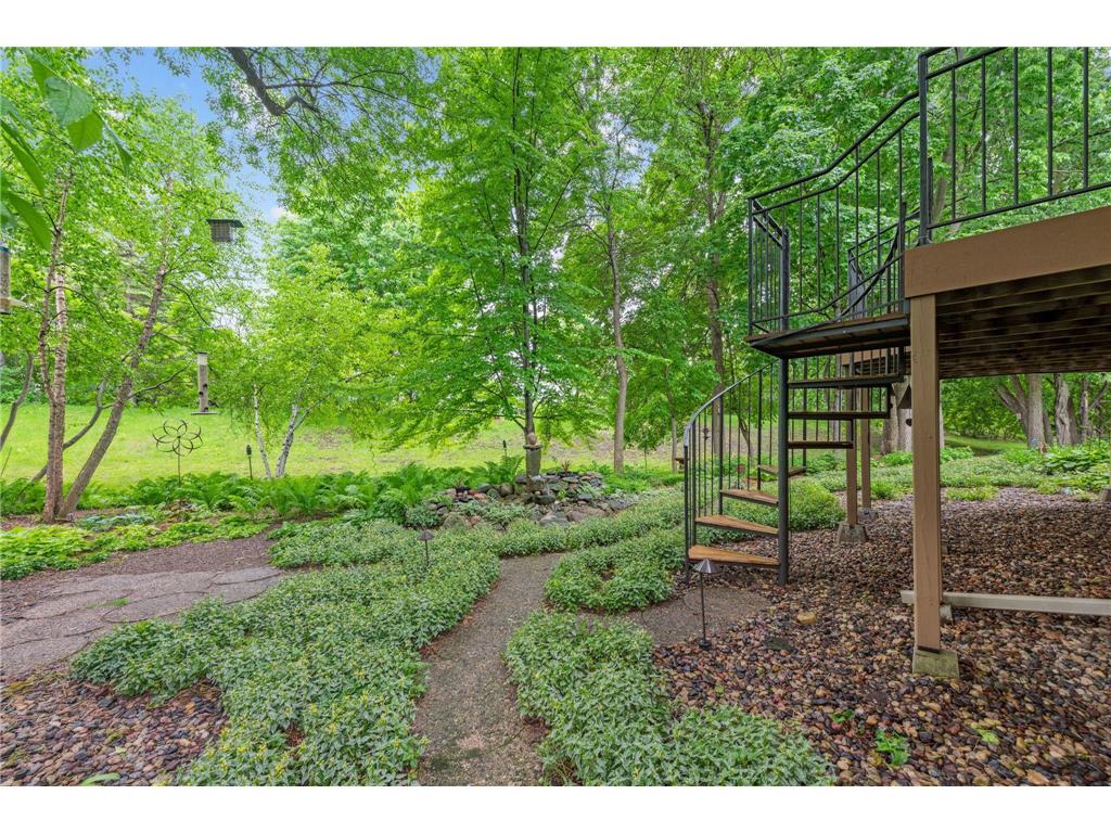 17005 Weston Bay Road, Eden Prairie, MN, 55347 | MLS: 6538537 | Edina ...