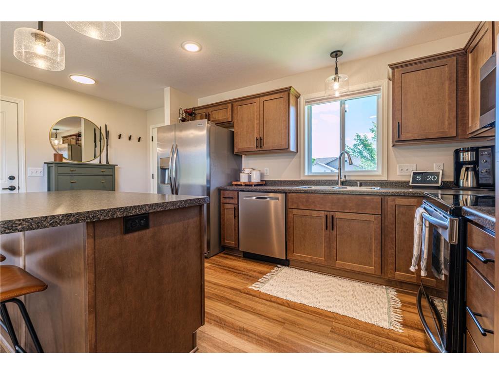 1701 Maple Leaf Lane, Litchfield, MN, 55355 | MLS: 6571641 | Edina Realty