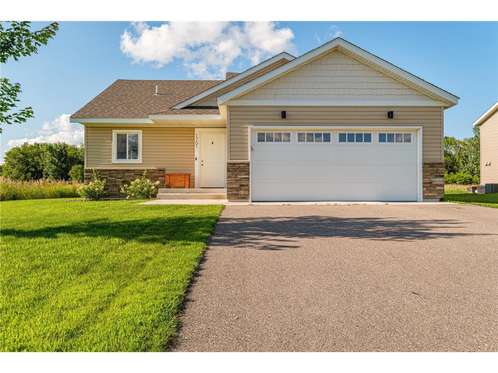 1701 Maple Leaf Lane, Litchfield, MN, 55355 | MLS: 6571641 | Edina Realty