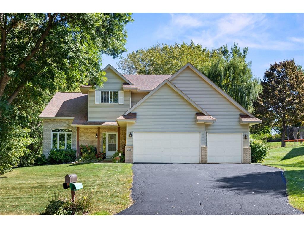 1716 Golf View Drive, Buffalo, MN, 55313 | MLS: 6719911 | Edina Realty