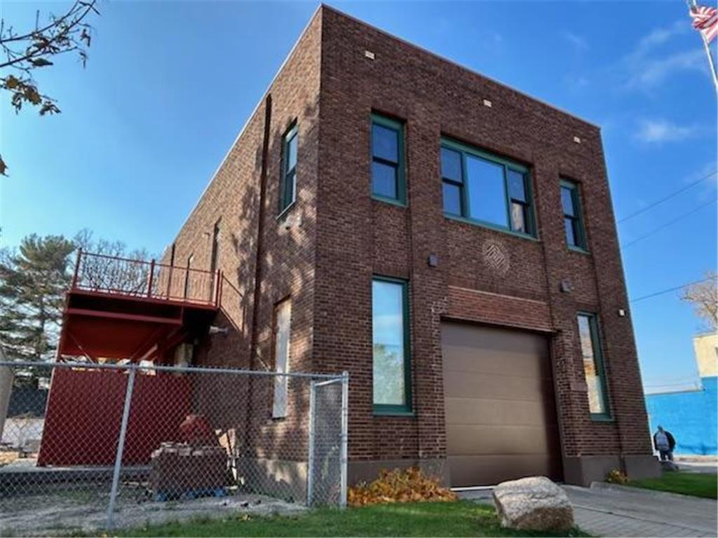 1720 7th Street E, Saint Paul, MN, 55106 | MLS: 6455895 | Edina Realty