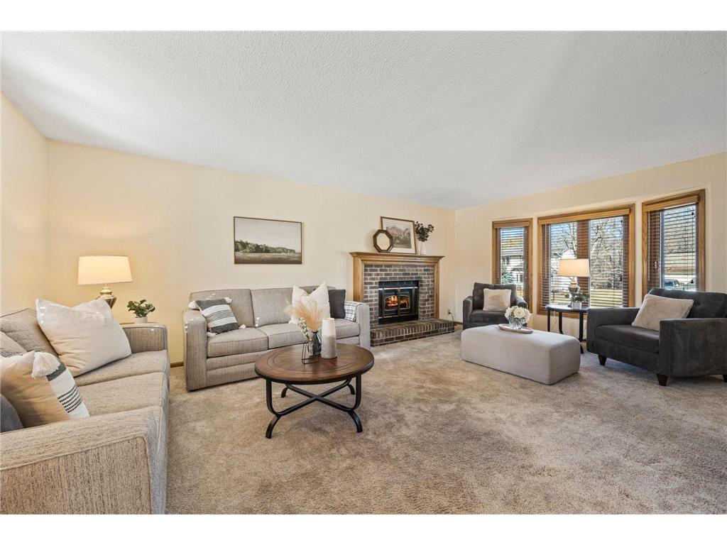 17229 Round Lake Road, Eden Prairie, MN, 55346 | MLS: 7782984 | Edina ...