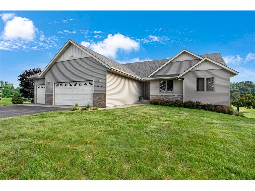 17237 River View Lane SE, Big Lake, MN, 55309 | MLS: 6700817 | Edina Realty