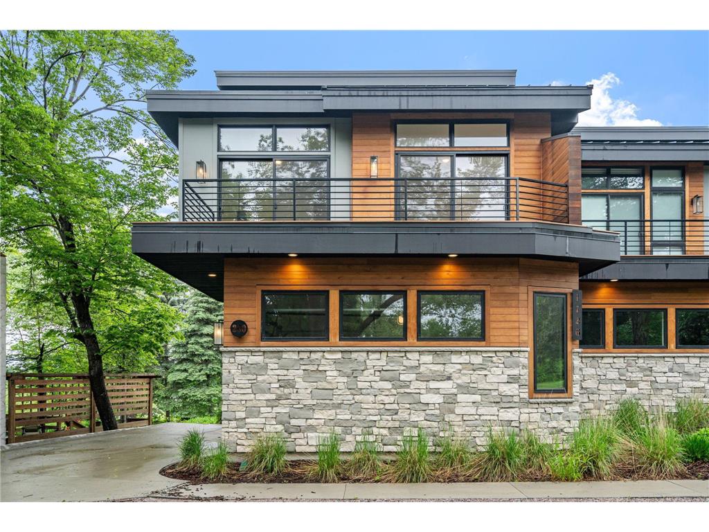 1726 Kenwood Parkway #200, Minneapolis, MN, 55405 | MLS: 6539817 ...