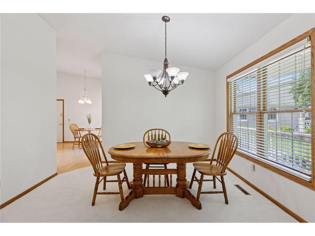 1731 Donegal Drive, Woodbury, MN, 55125 | MLS: 6741071 | Edina Realty