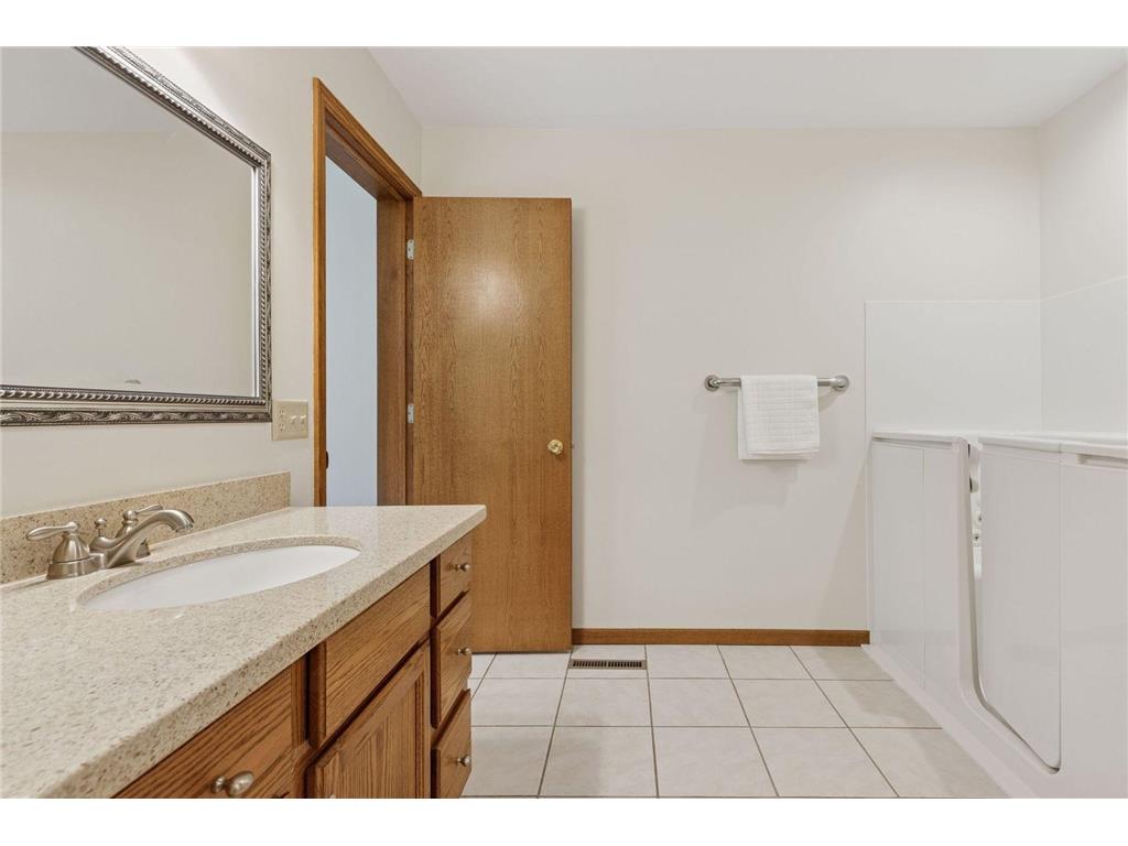 1731 Donegal Drive, Woodbury, MN, 55125 | MLS: 6741071 | Edina Realty