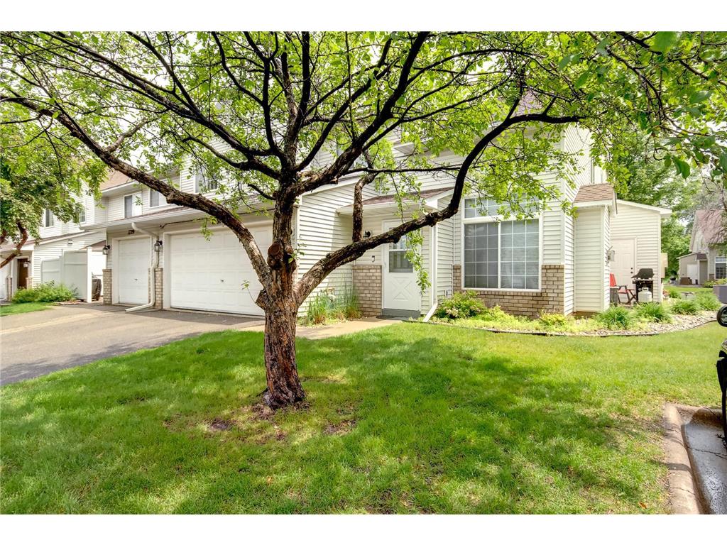 1731 Riverwood Drive, Burnsville, MN, 55337 | MLS: 6693627 | Edina Realty