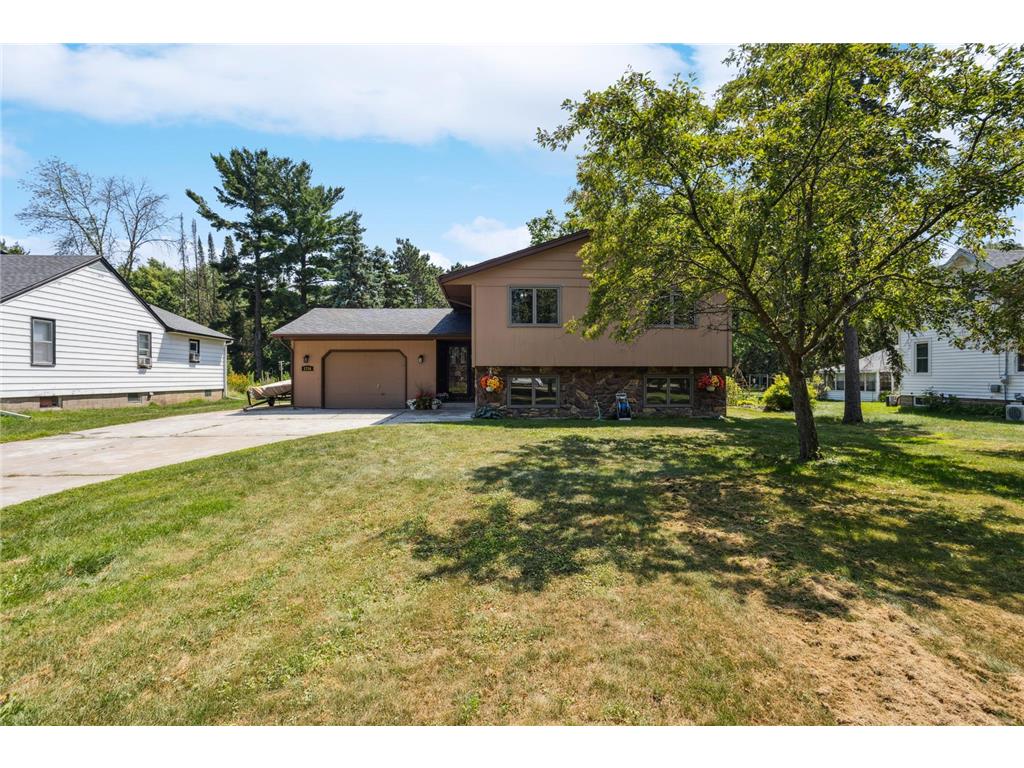 1734 Birch Lake Avenue, White Bear Lake, MN, 55110 | MLS: 6772452 ...