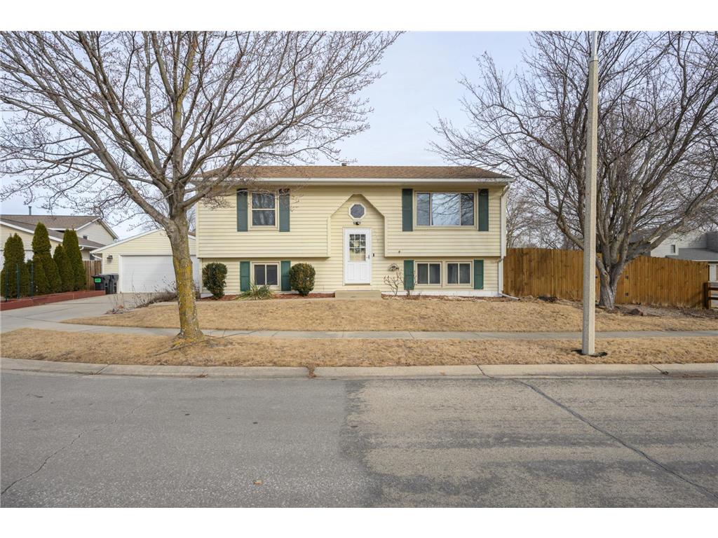 1743 Pinewood Lane SE, Rochester, MN, 55904 | MLS: 6655933 | Edina Realty
