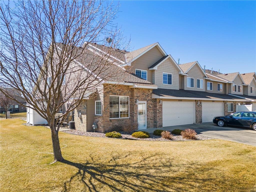 17533 Gillette Way #10076, Lakeville, MN, 55044 | MLS: 6516963 | Edina ...
