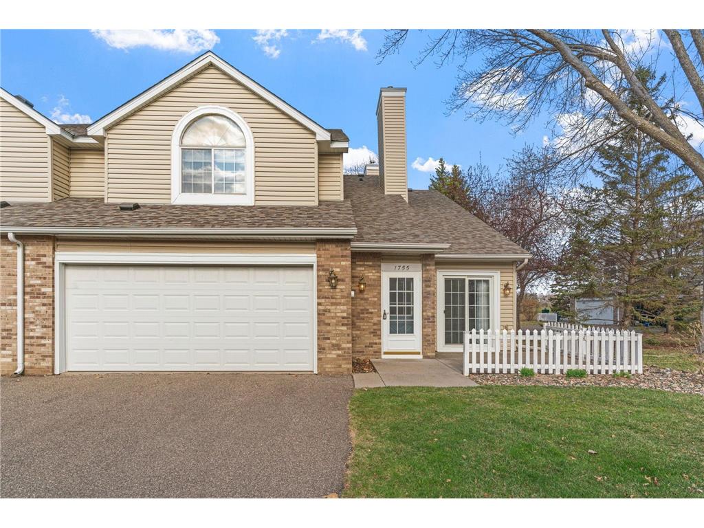 1755 Maple Court, Falcon Heights, MN, 55113 | MLS: 6700581 | Edina Realty
