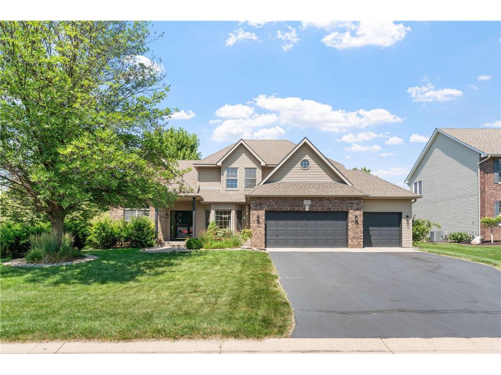 17747 Formosa Avenue, Lakeville, MN, 55044 | MLS: 6753616 | Edina Realty