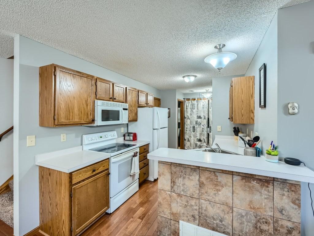 179 Primrose Court, Vadnais Heights, MN, 55127 | MLS: 6500582 | Edina ...