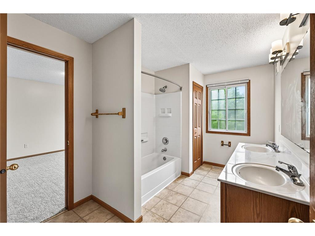 17905 96th Avenue N, Maple Grove, MN, 55311 | MLS: 6750596 | Edina Realty