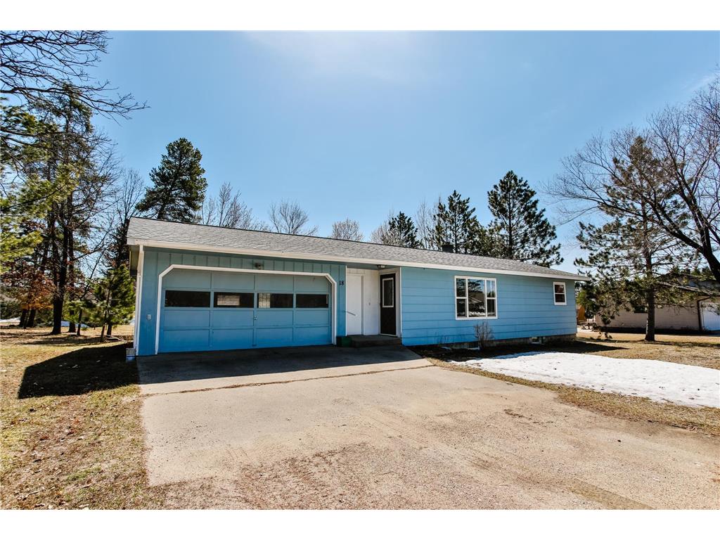 18 Hickory Avenue NW, Menahga, MN, 56464 | MLS: 6353080 | Edina Realty