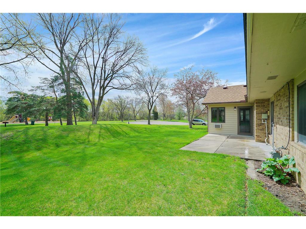 1800 87th Trail N, Brooklyn Park, MN, 55443 | MLS: 6525606 | Edina Realty