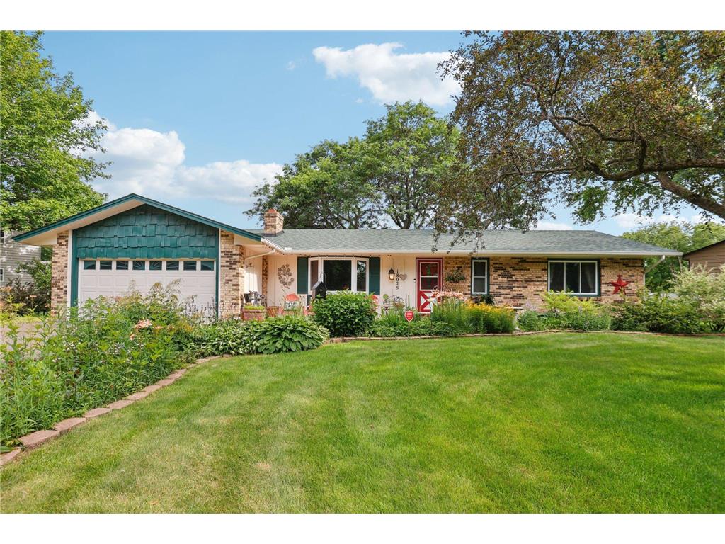 18025 28th Avenue N, Plymouth, MN, 55447 | MLS: 6748628 | Edina Realty
