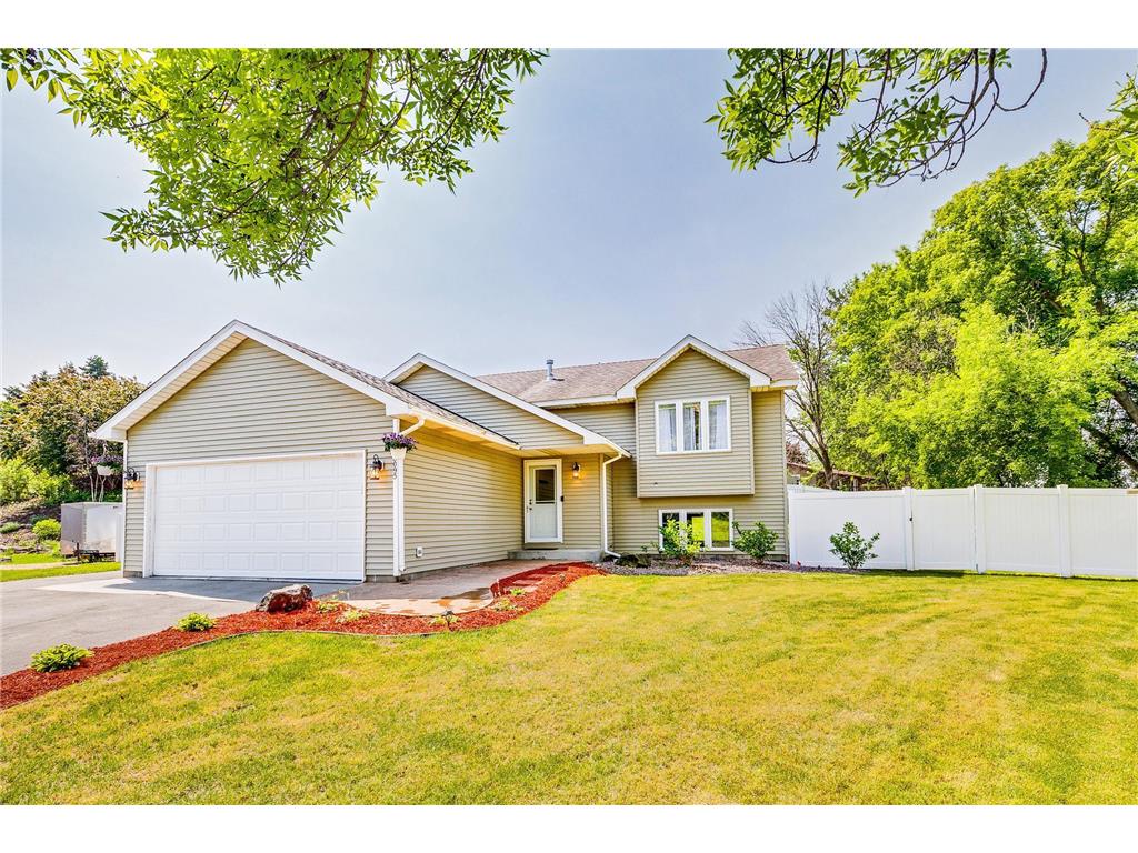 18095 Exeter Place, Farmington, MN, 55024 | MLS: 6712532 | Edina Realty