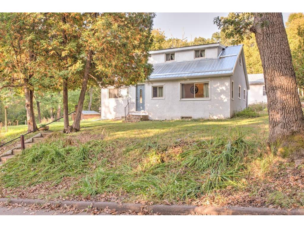 1810 Moccasin Avenue, Mahtomedi, MN, 55115 | MLS: 6798695 | Edina Realty