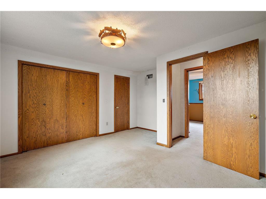 18121 N Diamond Lake Road, Dayton, MN, 55327 | MLS: 6731329 | Edina Realty