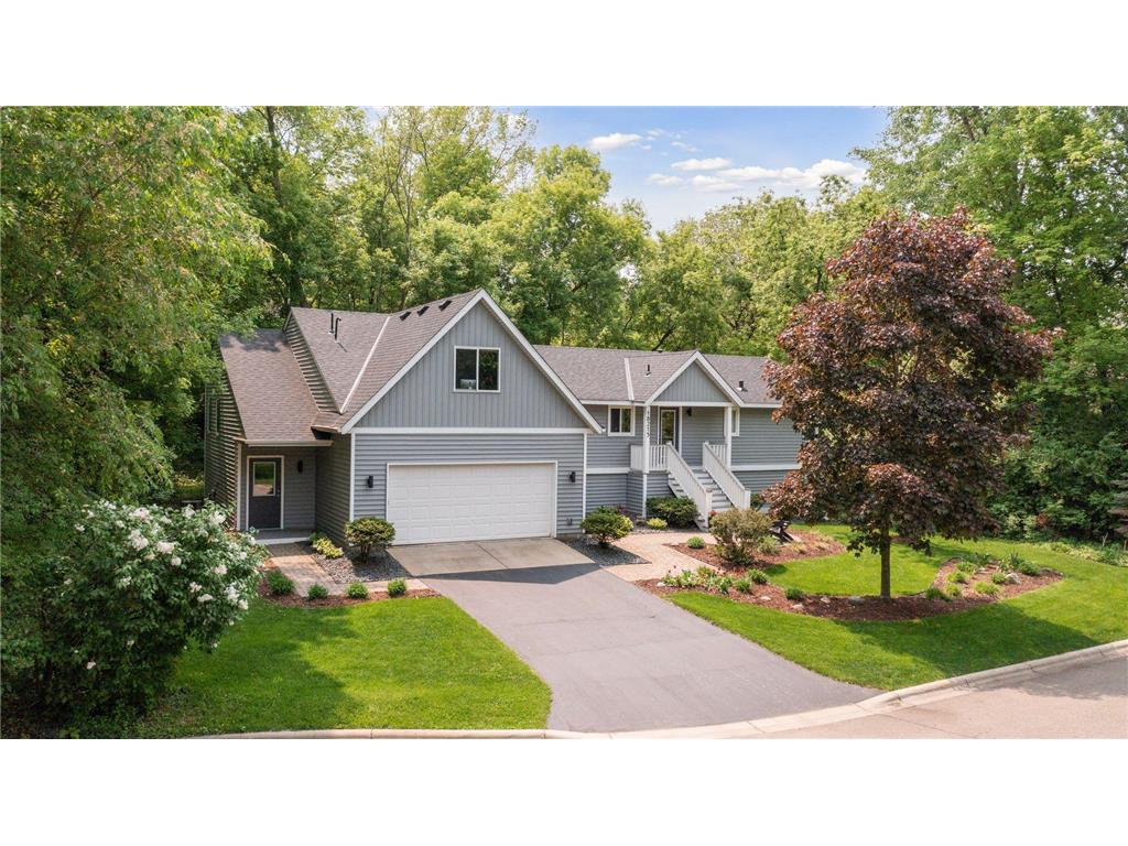 18215 Jonathan Circle, Minnetonka, MN, 55345 | MLS: 6375567 | Edina Realty