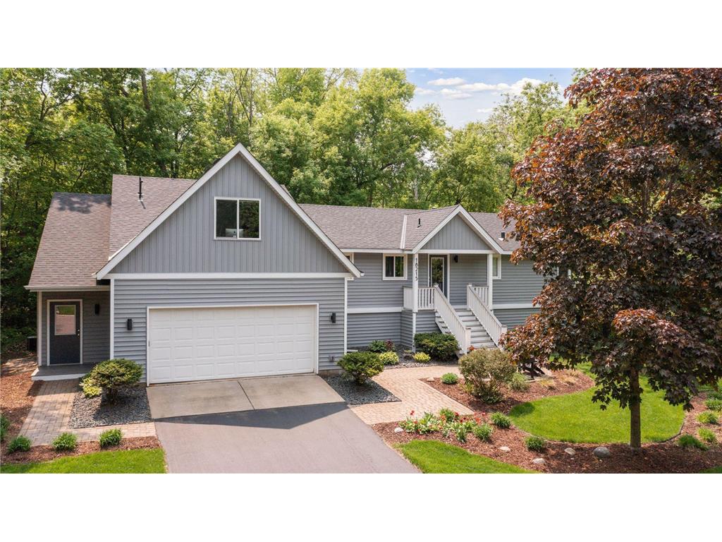 18215 Jonathan Circle, Minnetonka, MN, 55345 | MLS: 6489036 | Edina Realty