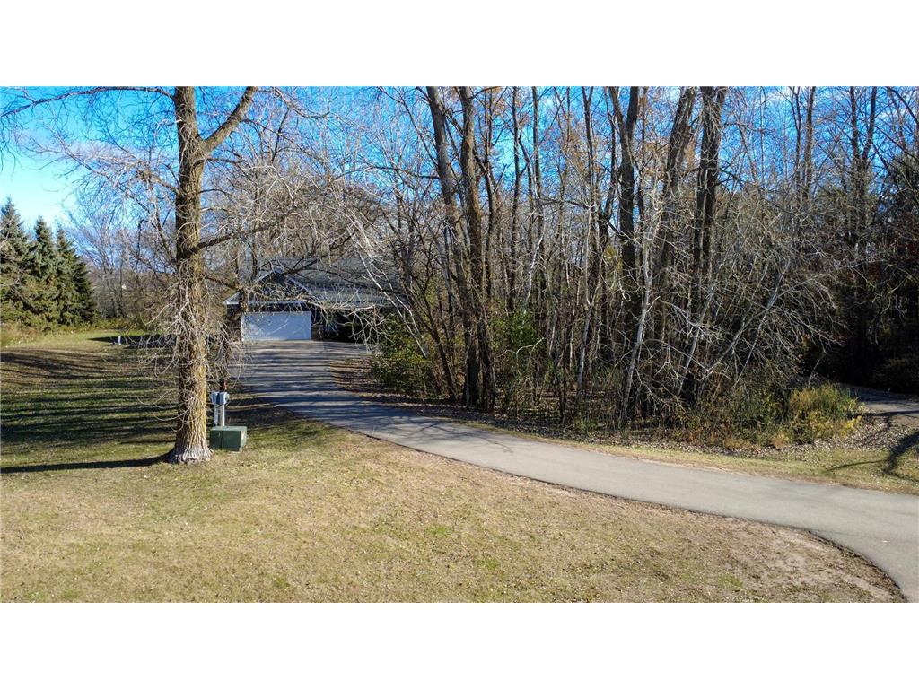 18218 Baldwin Court, Lester Prairie, MN, 55354 | MLS: 6800102 | Edina ...
