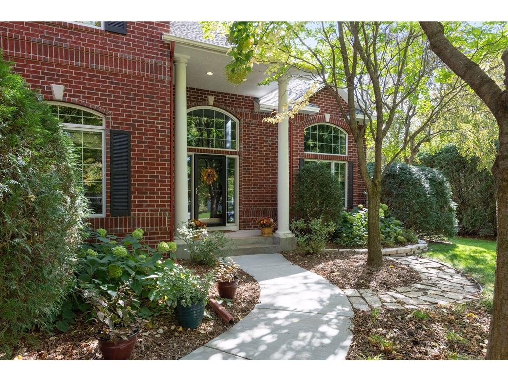 18298 Erin Bay, Eden Prairie, MN, 55347 | MLS: 6348694 | Edina Realty