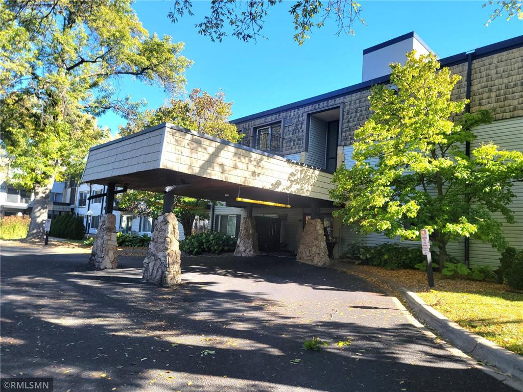 183 Little Canada Road E #314, Little Canada, MN, 55117 | MLS: 7016271 ...