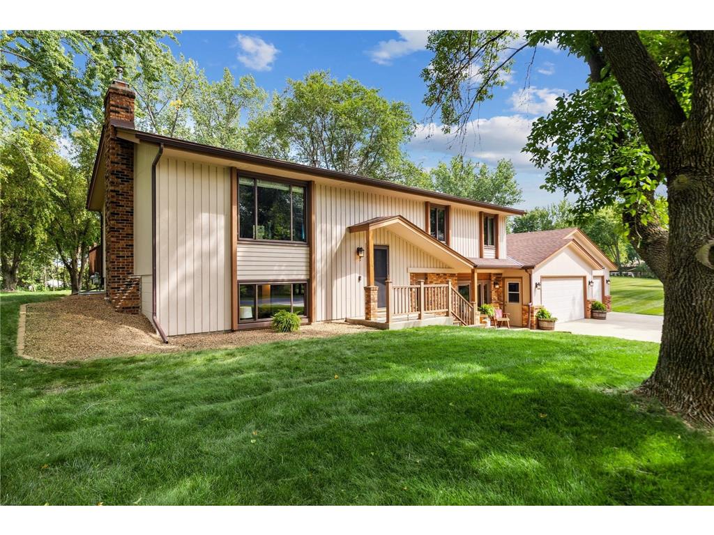 18355 Victoria Road, Prior Lake, MN, 55372 | MLS: 6250249 | Edina Realty