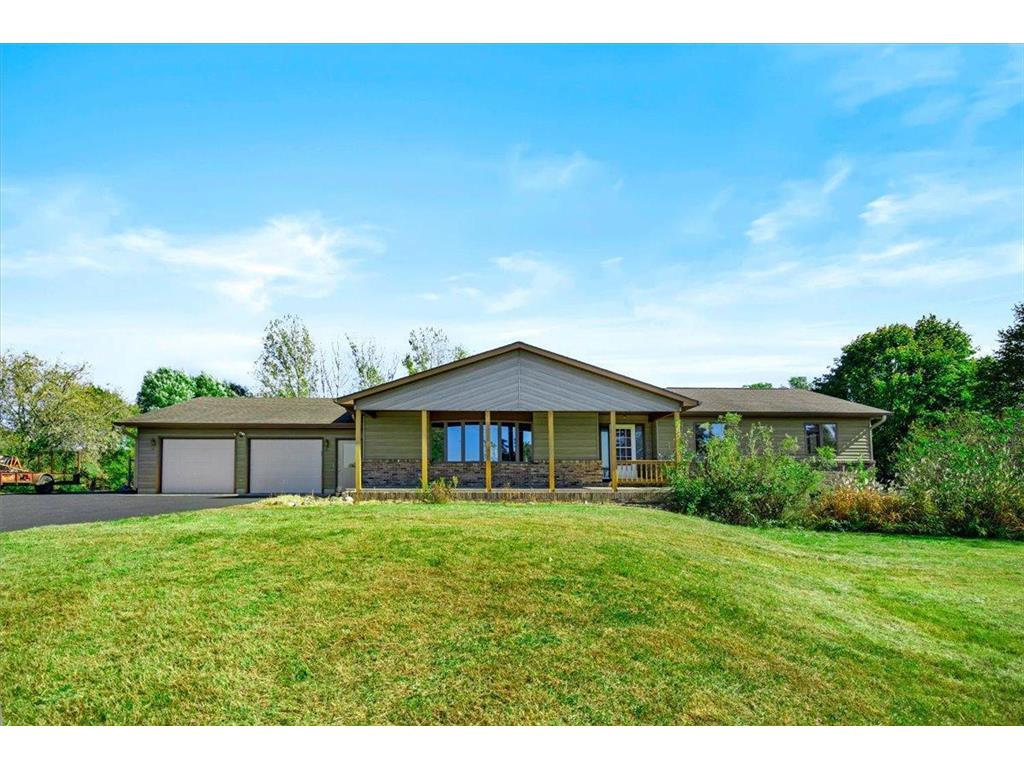 1839 100th Street, Star Prairie, WI, 54017 | MLS: 6614136 | Edina Realty