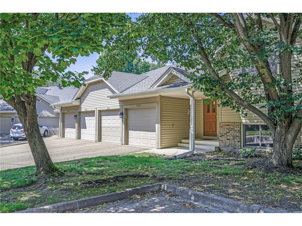 18416 Creeks Bend Drive #2, Minnetonka, MN, 55345 | MLS: 6547146 ...