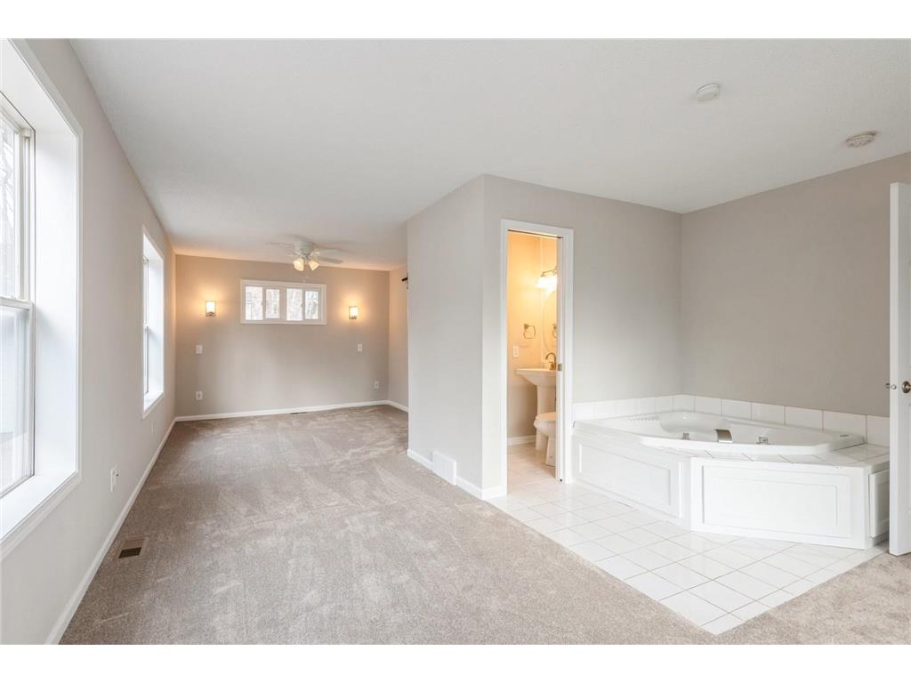 18462 Lakeview Point Drive NE, East Bethel, MN, 55092 | MLS: 6480384 ...