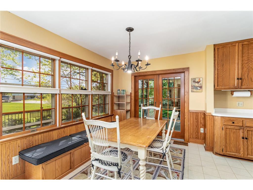 1850 Holton Street, Falcon Heights, MN, 55113 | MLS: 6342622 | Edina Realty